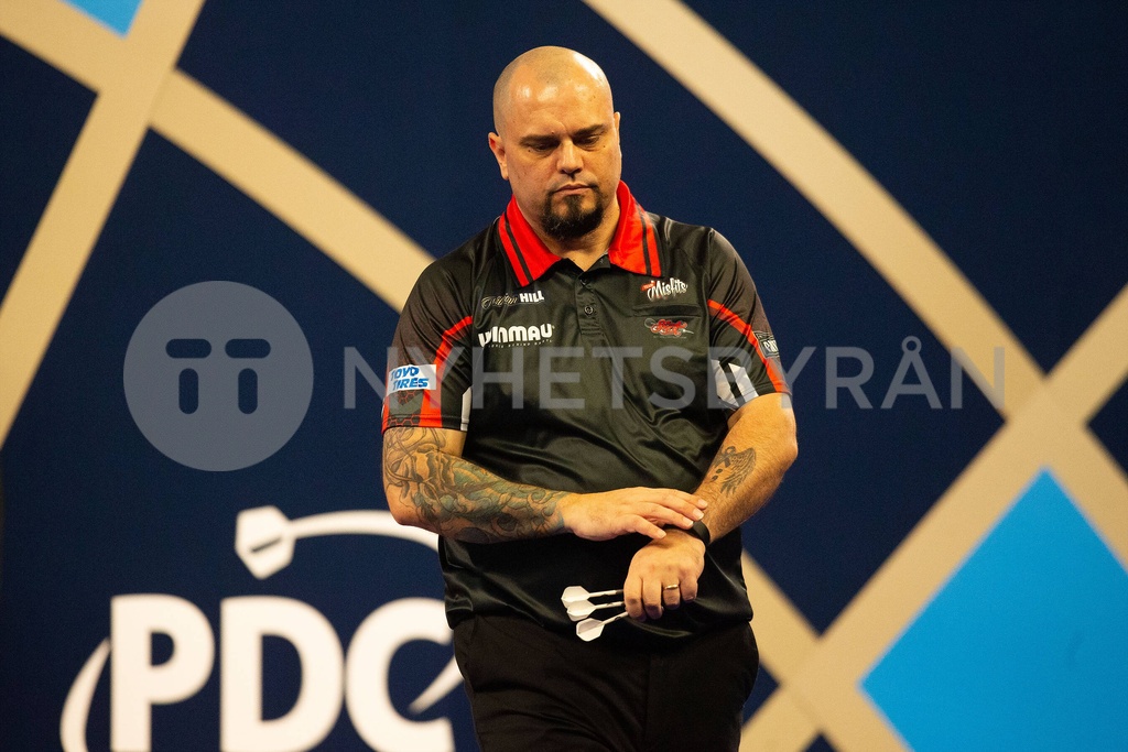 PDC World Darts Championship 2022 Raymond Smith (Australia) in his ...