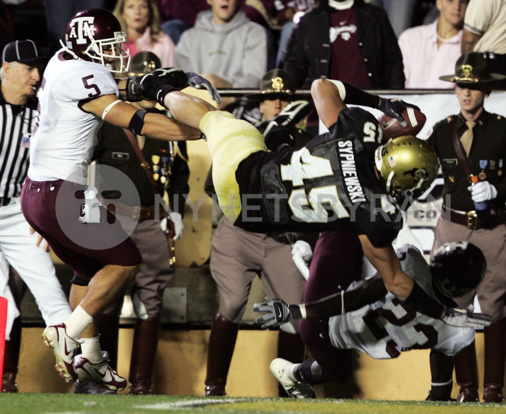 JORDAN CHAMBLESS RONALD JONES QUINN SYPNIEWSKI