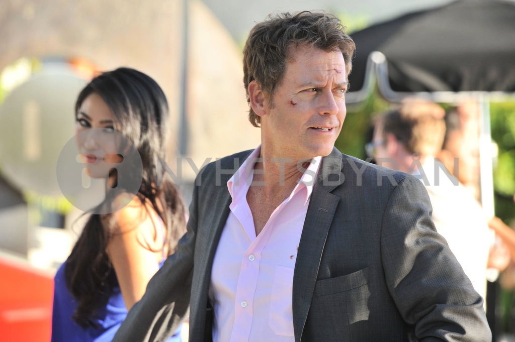 RAKE, Greg Kinnear in 'Serial Killer' (Season 1, Episode 1, aired ...