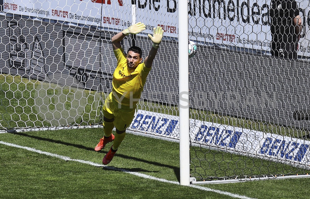 25.04.2021, xdcx, Fussball 2. Bundesliga, SV Sandhausen - Hannover 96 ...