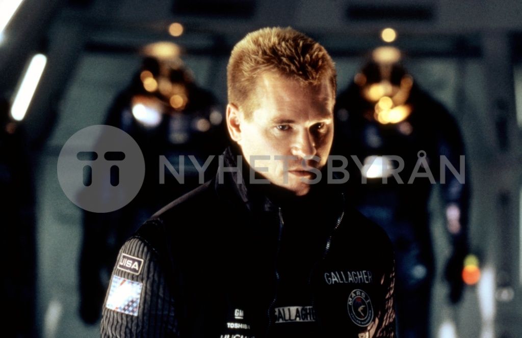 RED PLANET, Val Kilmer, 2000, (c)Warner Bros./courtesy Everett Collection