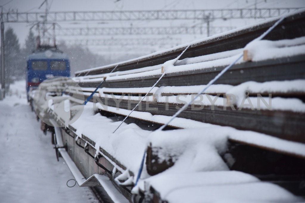 The first train carrying railway rails from France arrives in Ukraine ...