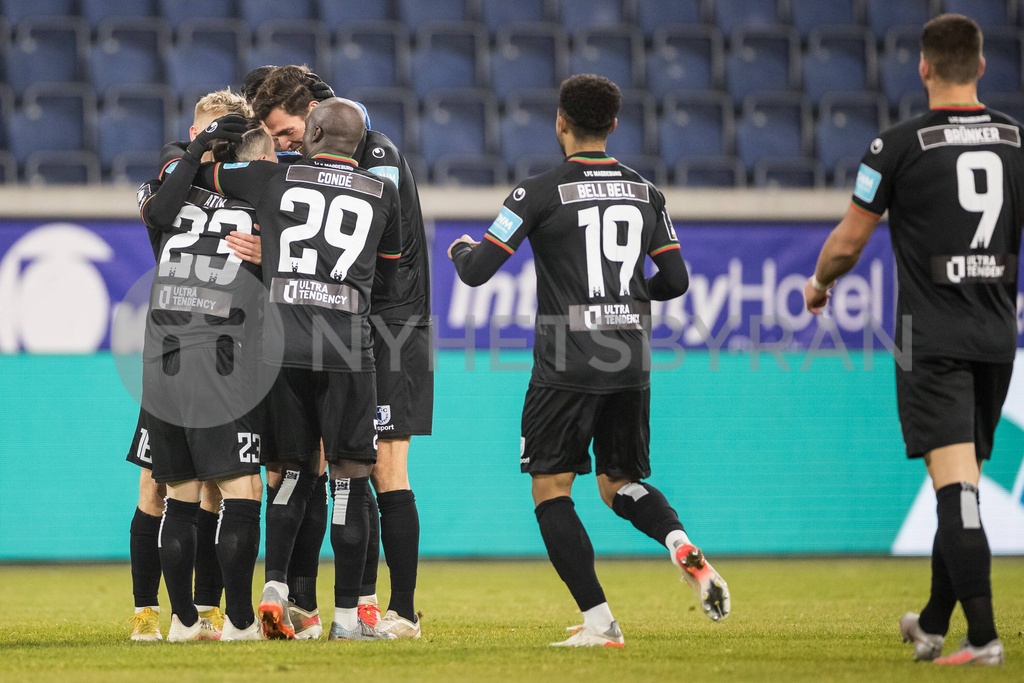 3. Fussball Bundesliga; MSV Duisburg - 1. FC Magdeburg, 26.04.2022 Der ...