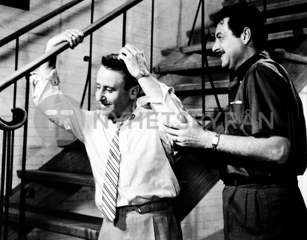 I MARRIED A WOMAN, from left, George Gobel, director Hal Kanter, on-set, 1958