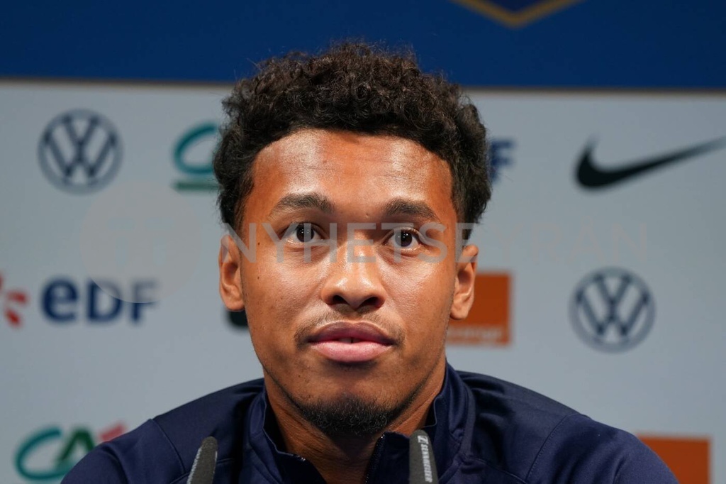 Boubacar Kamara lors de la conference de presse Equipe de France A ...