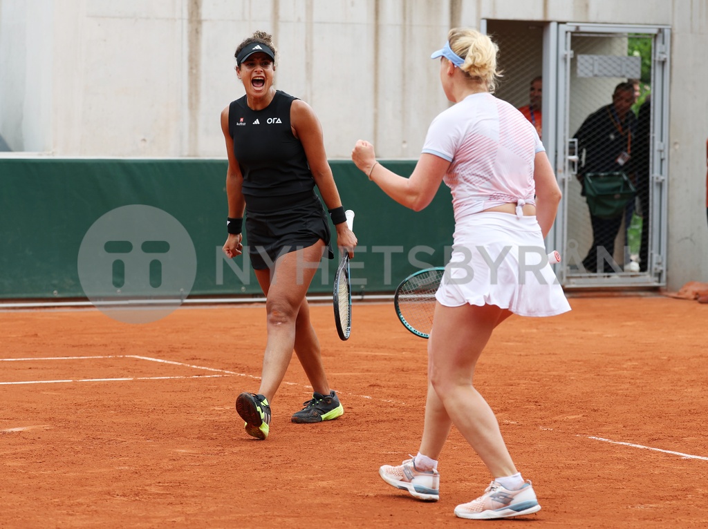 (SP)FRANCE-PARIS-TENNIS-FRENCH OPEN-WOMEN'S DOUBLES