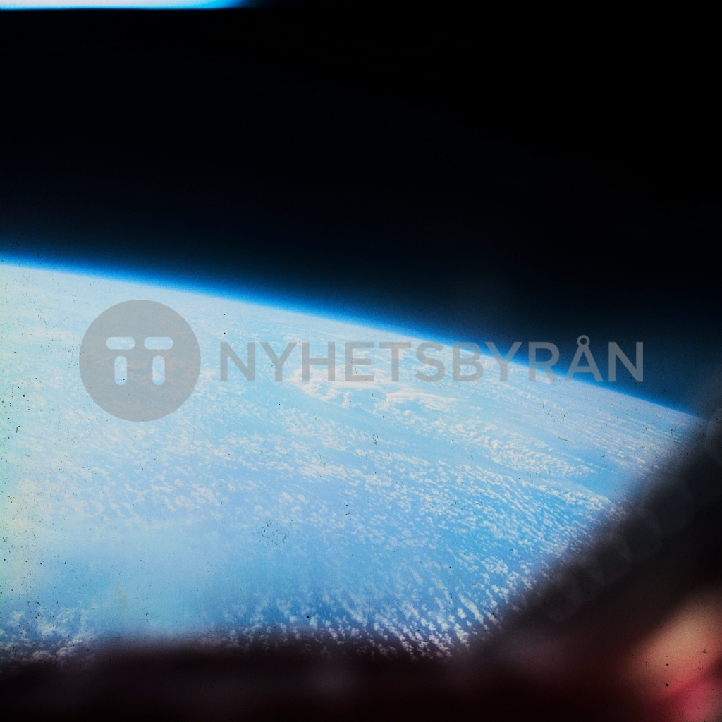 The First Hasselblad Camera used in Space up for sale, Camera that ...