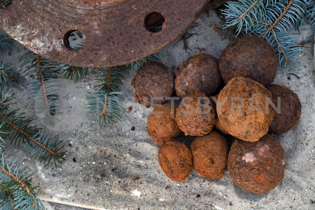 exhibition Nazi Camps through the lens of archaeology, steel balls
