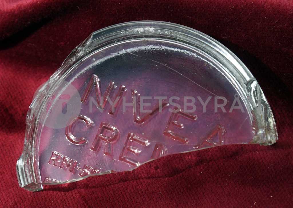 exhibition Nazi Camps through the lens of archaeology, Nivea cream jar