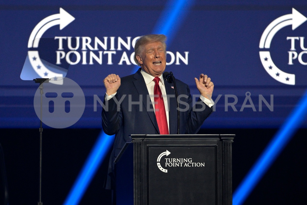 Trump_Turning_Point_36422.jpg-235c5