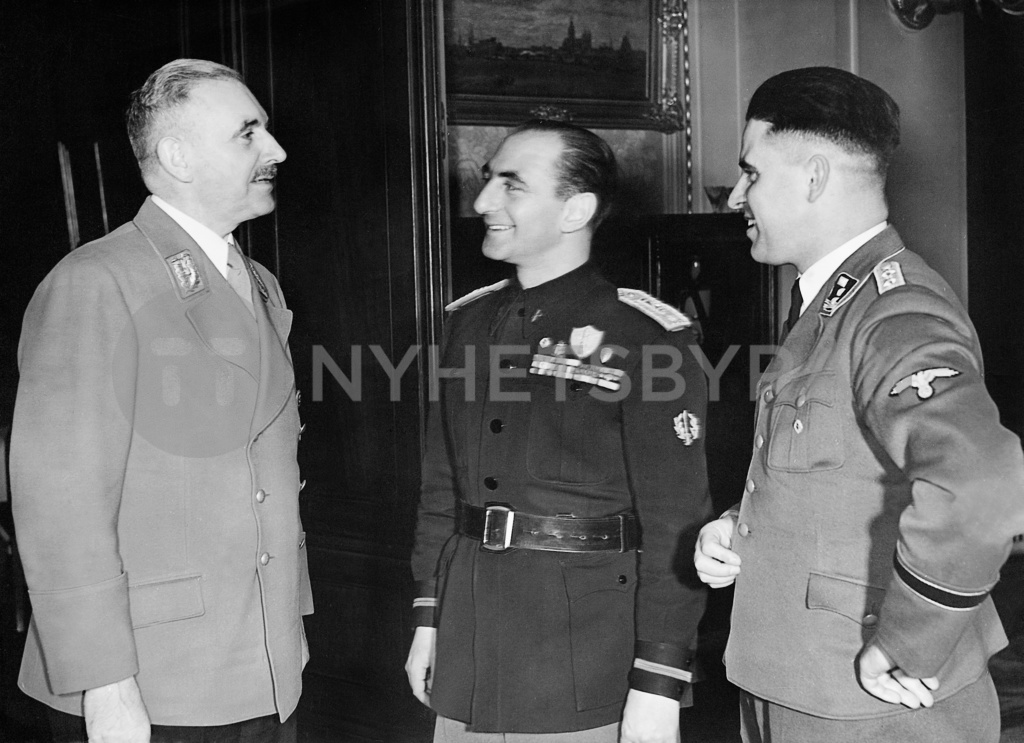 Bernhard Rust receives Dr. Gattu and Fritz Kubach, 1941
