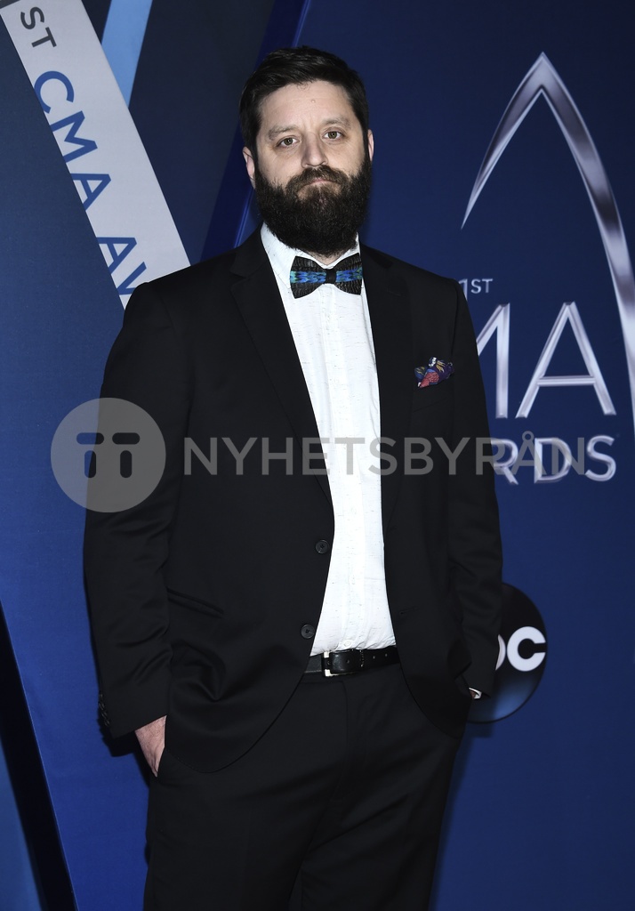 51st Annual CMA Awards - Arrivals (2)