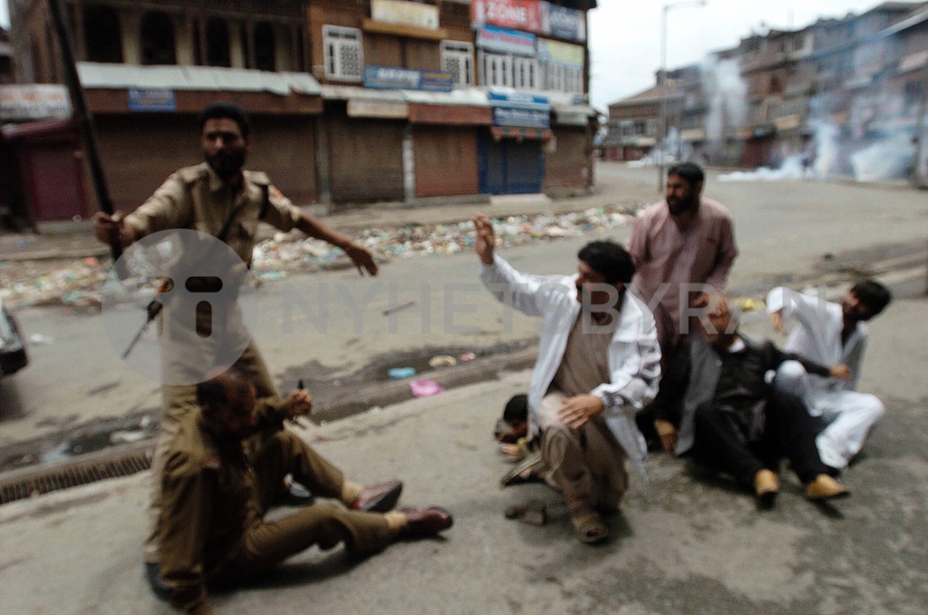 INDIA-KASHMIR-UNREST-RELIGION-PROTEST