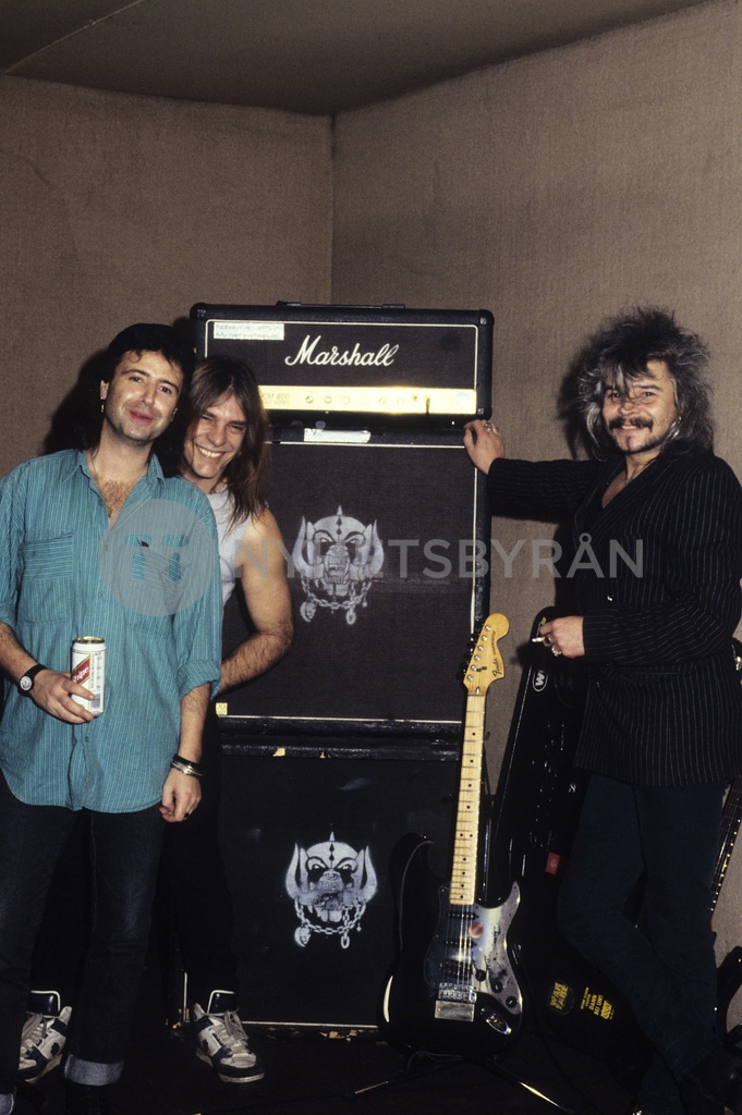 Phil 'Wizzö' Campbell, Michael 'Würzel' Burston, Phil 'Philthy Animal ...